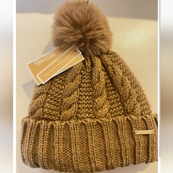 Michael Kors | Accessories | Nwt Michael Kors Faux Fur Cable Knit ...